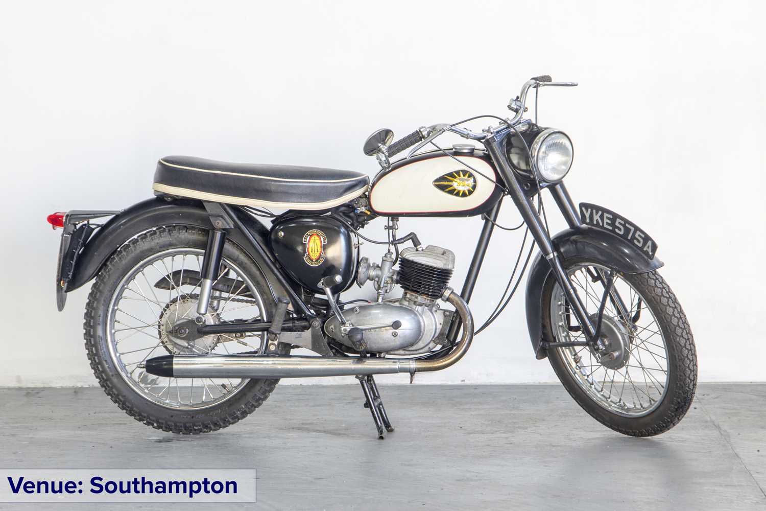 Lot 145 - 1963 BSA Bantam D7 Super